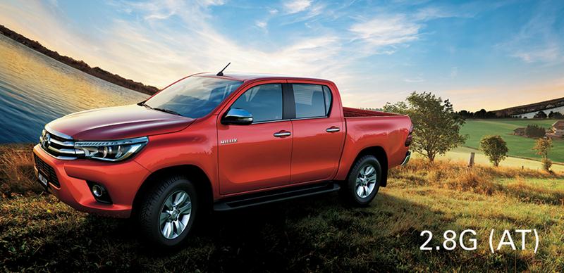 Toyota Hilux 2.4E MT
